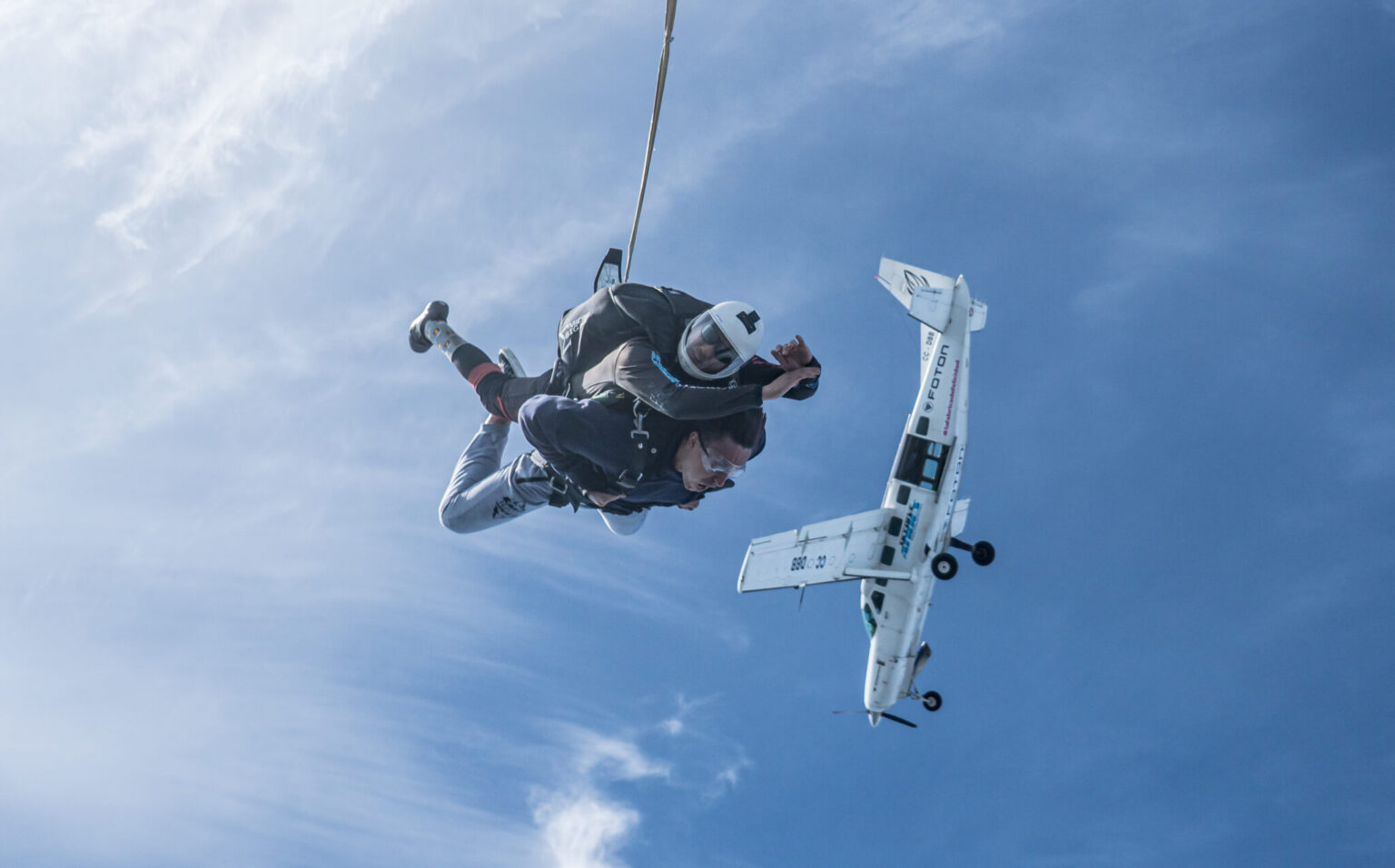 Salto tándem enero 200.000 - Skydive Andes